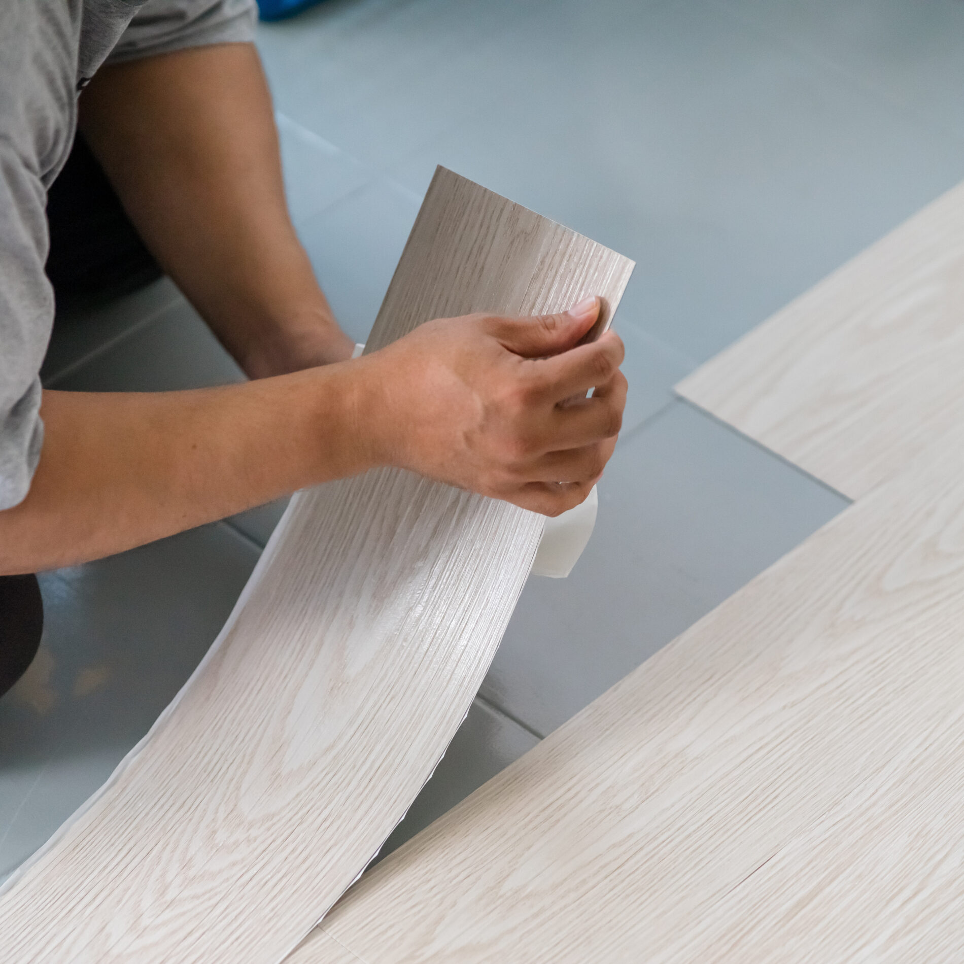 Steel Belts & Belt Systems for Composites, Flooring & Flatware