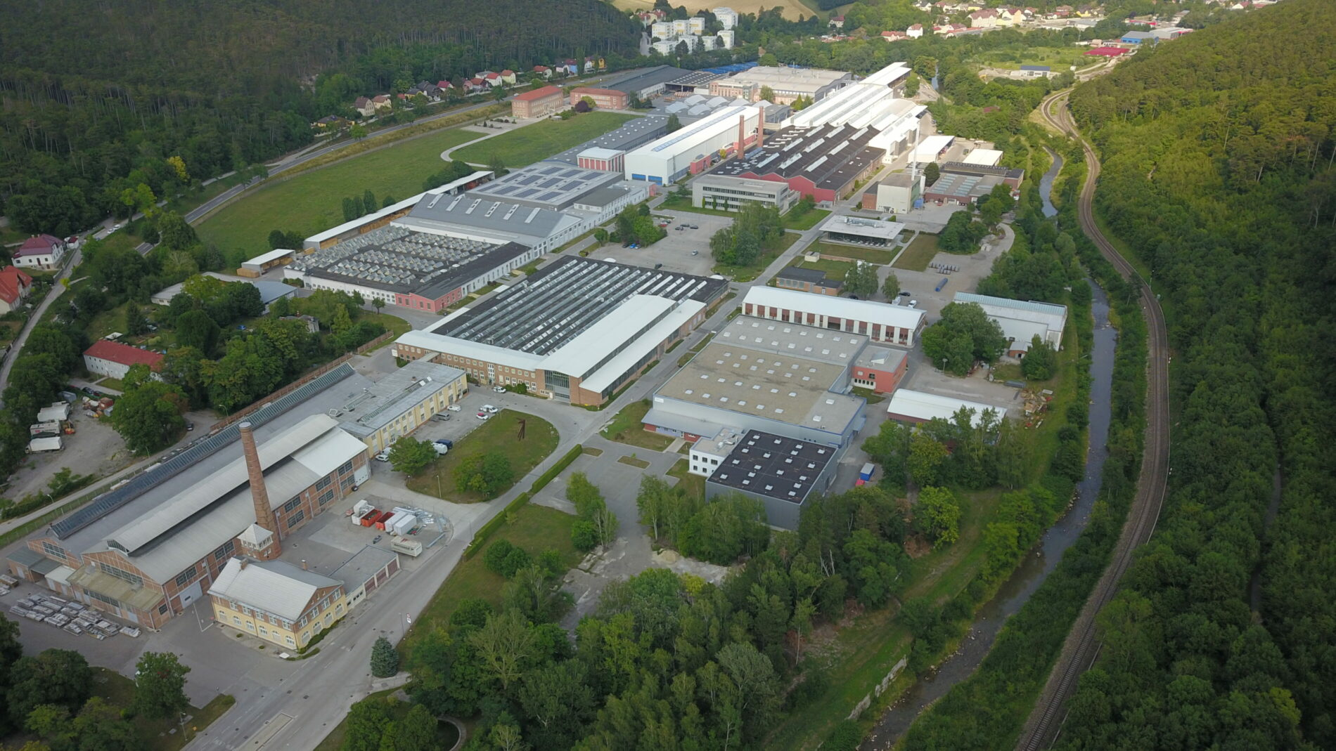 Company: Mission, Facts & Figures - Berndorf Band Group